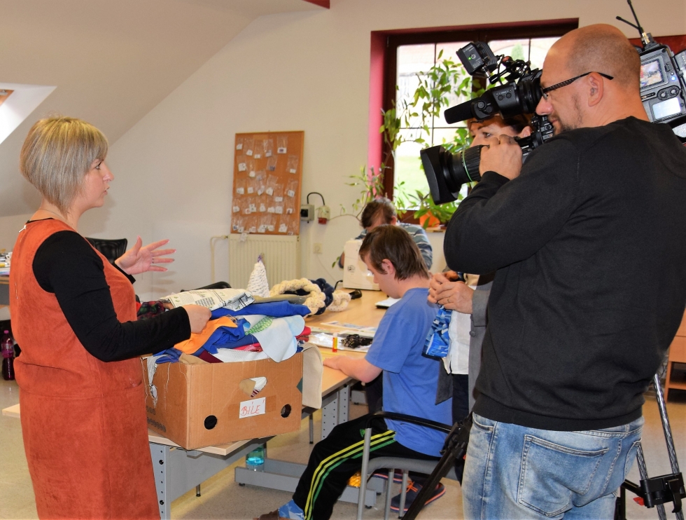 Spolupráce Radosti a obchůdku DNO PYTLE v České televizi | Charita Opava